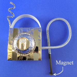 Tooth Sleuth | Pop Goes the Page